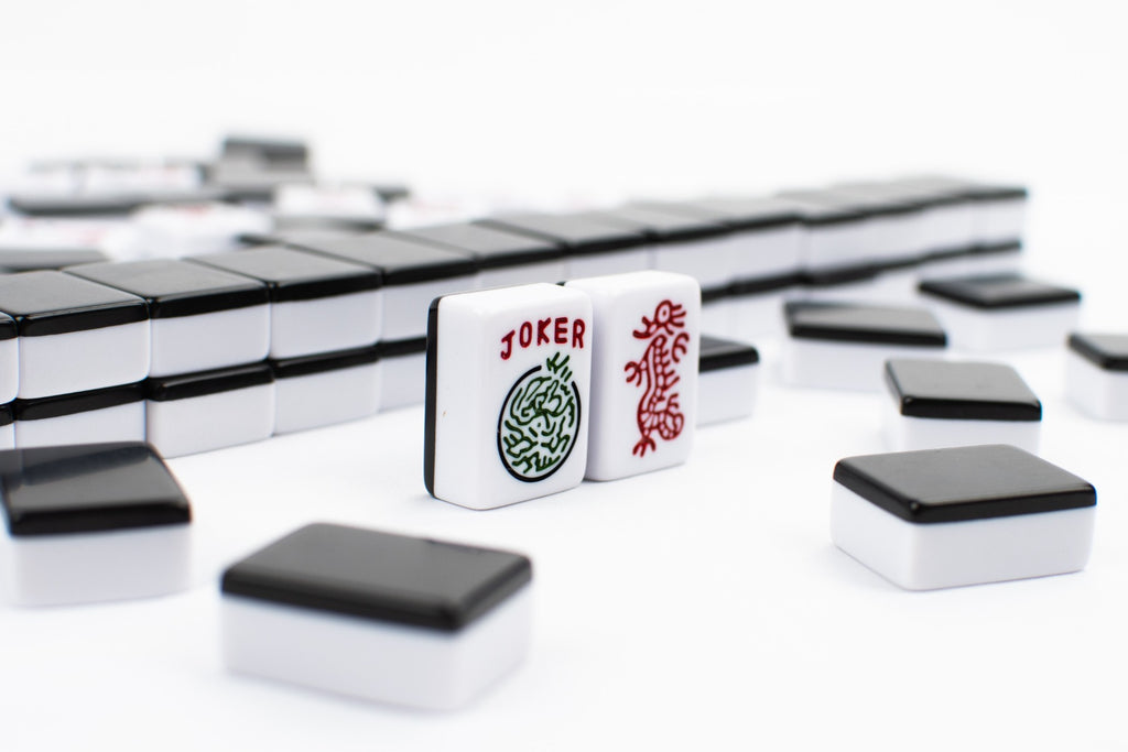 LPG Mahjong Case - American Set with Black Tiles and Racks – The Games ...